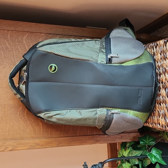 ASUS | Bags | Asus Republic Of Gamers Rog Backpacklaptop Bag | Poshmark
